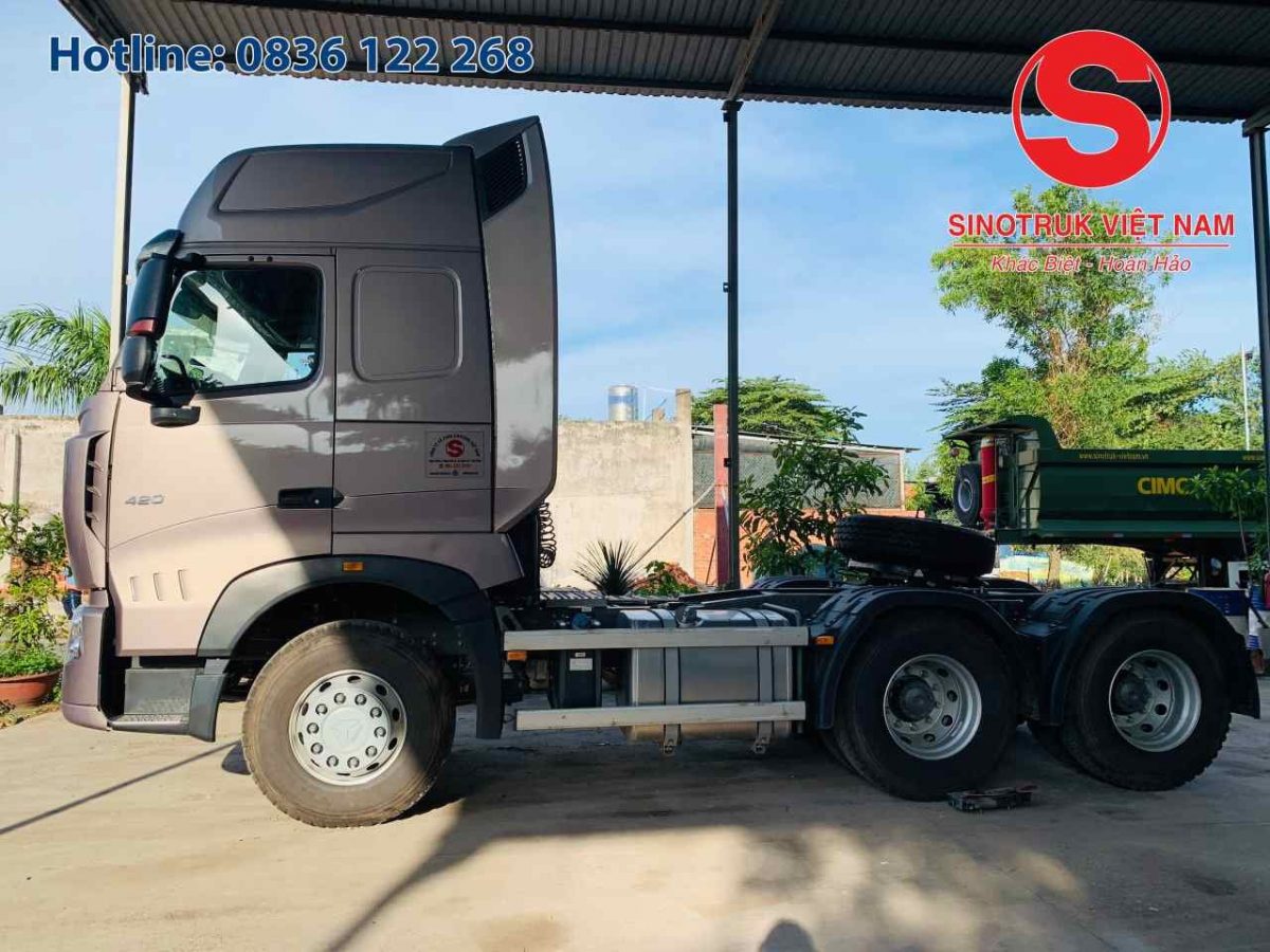 XE ĐẦU KÉO HOWO A7 420 HP CẦU LÁP