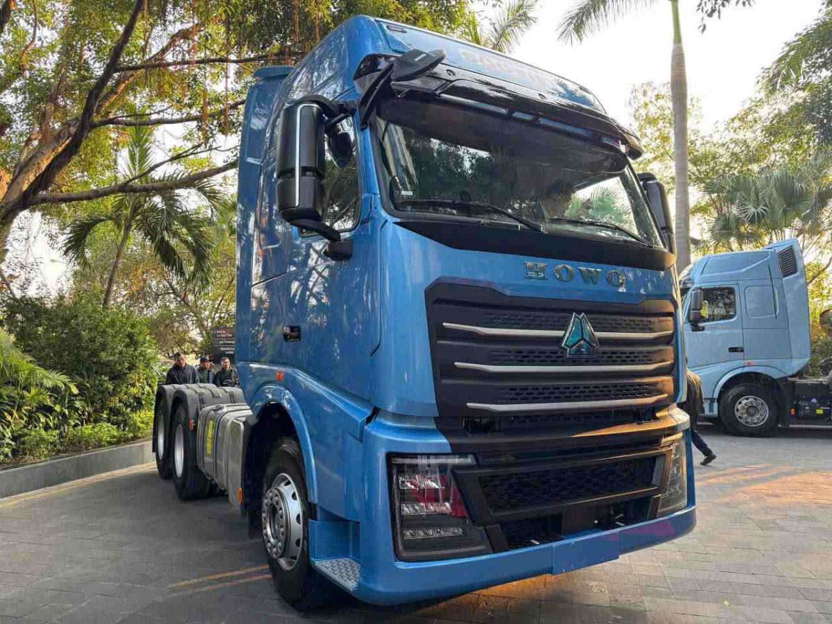 XE ĐẦU KÉO HOWO TH7-N LUXURY 460 HP